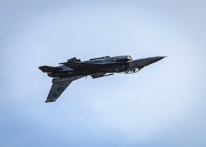F-16ファイティング・ファルコン：戦闘機界のベストセラー | 写真で学ぶ航空機のモノづくり